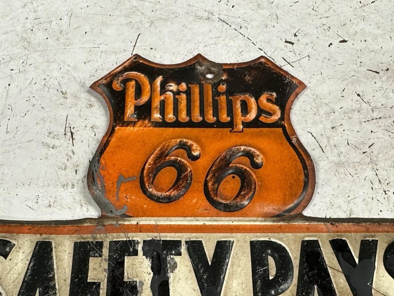 Vintage 1950’s PHILLIPS 66 SAFETY PAYS Old LICENSE PLATE TOPPER Sign ...