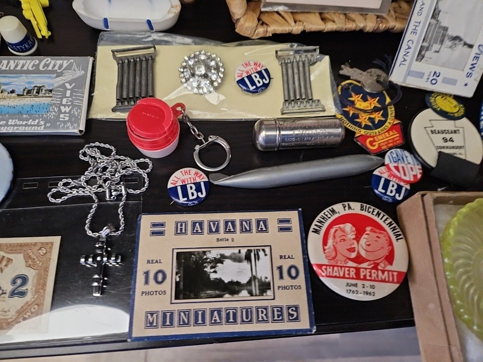 Huge Lot Of Vintage Junk Draw Military Estate Sale/Jewerly& Old Items ...