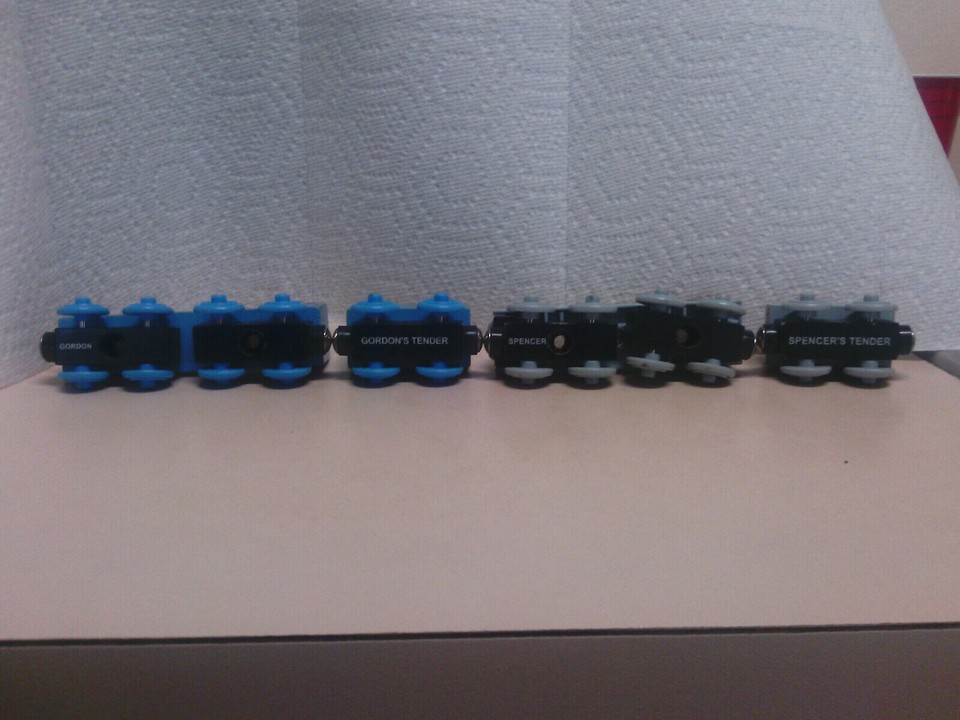 Thomas and Friends Wooden Railway Gordon Spencer Gresley LNER 2004 ...