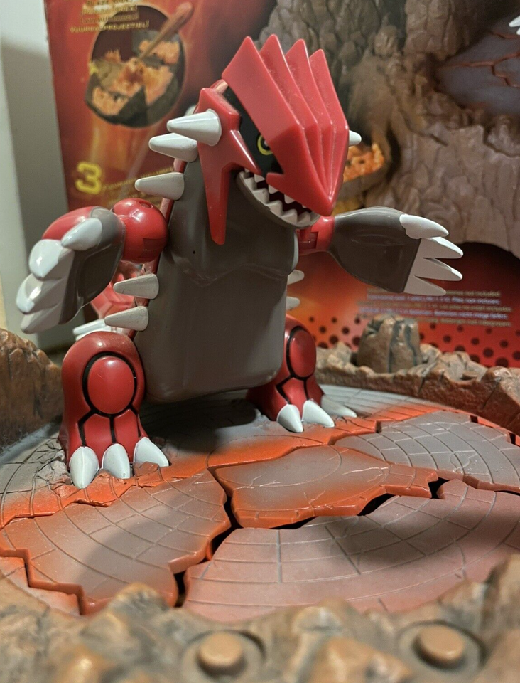 ULTRA RARE | Pokemon Figure Bandai Euro Exc Groudon DX Volcano Set ...