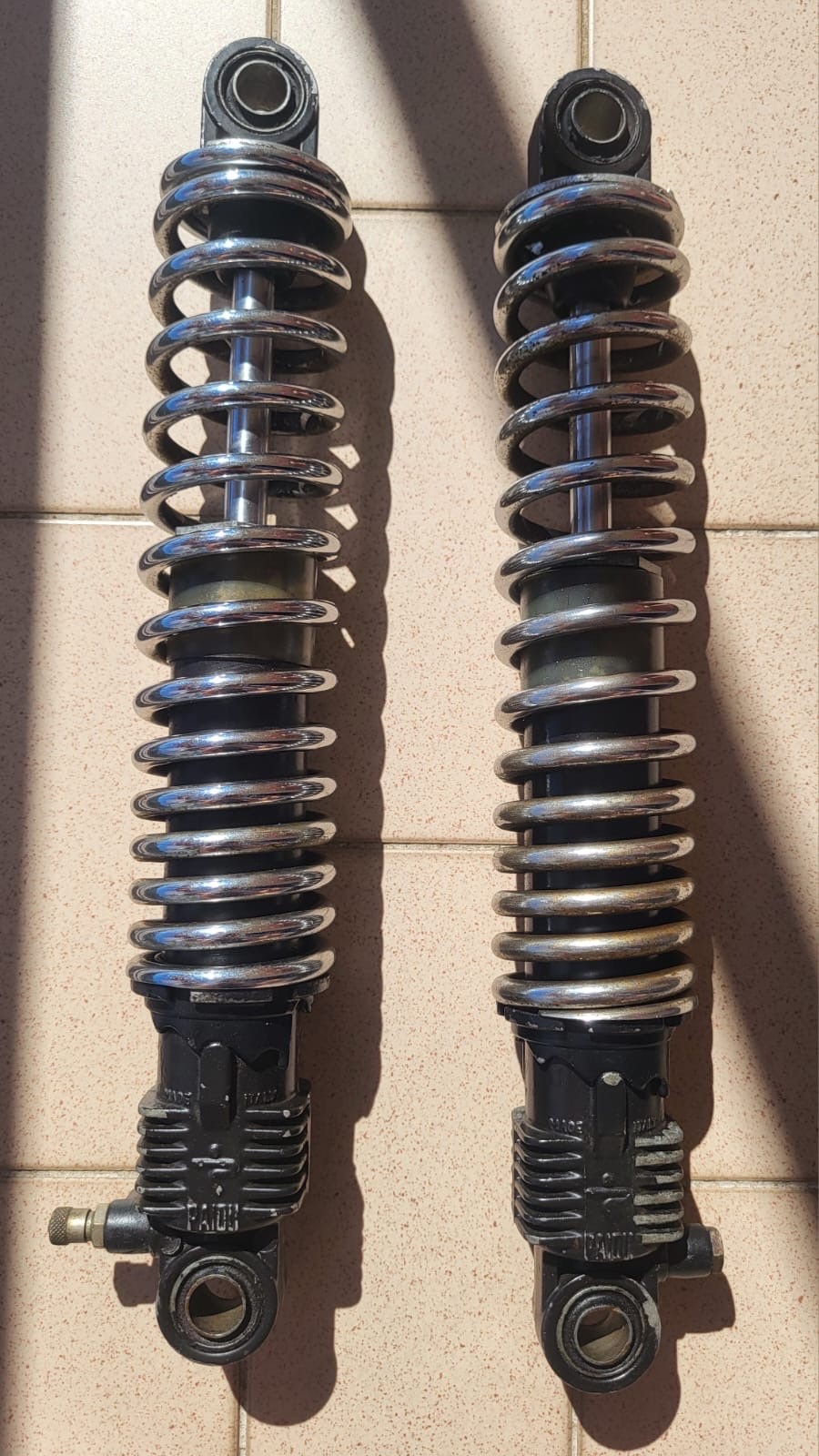 Paioli shock no marzocchi no Ceriani no ohlins no bilstein like ducati ...