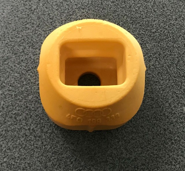 2x ORIGINAL AUDI A6 C6 2005-2011 ENGINE SUPPORT STOP BUFFERS 4F0199339 ...