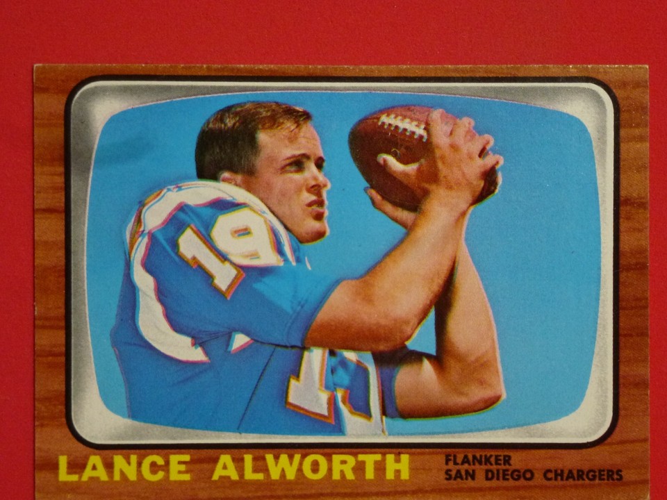 1966 Topps Football 2 Cards: Fred Biletnikoff #104, & Lance Alworth ...