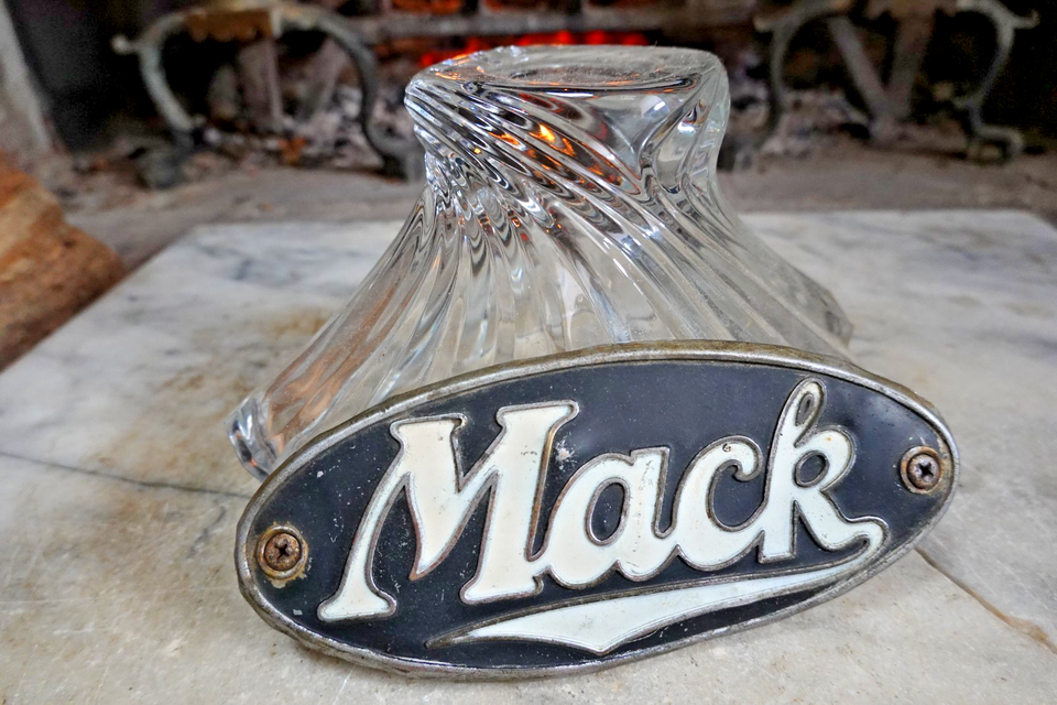 Vintage "MACK" TRUCK NAME PLATE FIRE TRUCK PLAQUE HOOD ORNAMENT Truck ...
