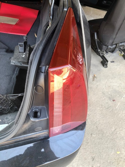 Cadillac XLR Tail Light Assembly Passenger Side Working Order for sale ...