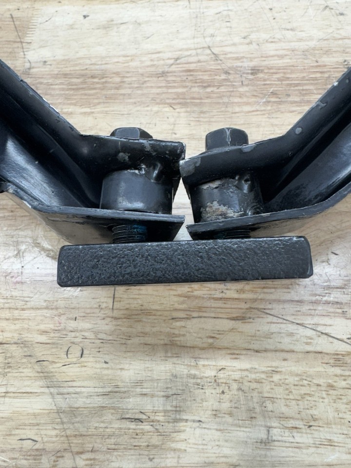 92-96 C4 Corvette Engine Mount Front Cross Member Frame Braces | eBay