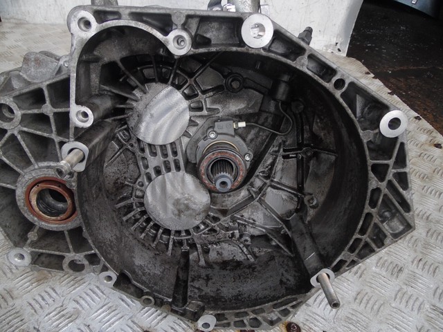 Vauxhall Insignia 2.0 CDTI F40 6 Speed Manual Gearbox Done 58k GM ...