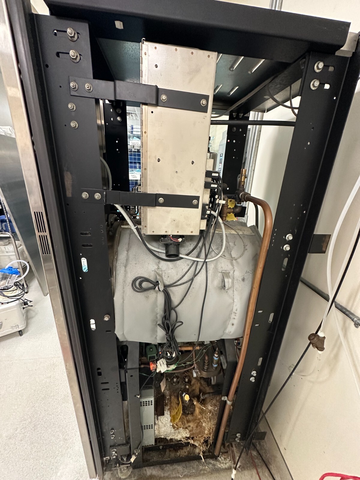 Steris Amsco V116 Century PREVAC Sterilizer Autoclave, 30w Boiler, 3 ...