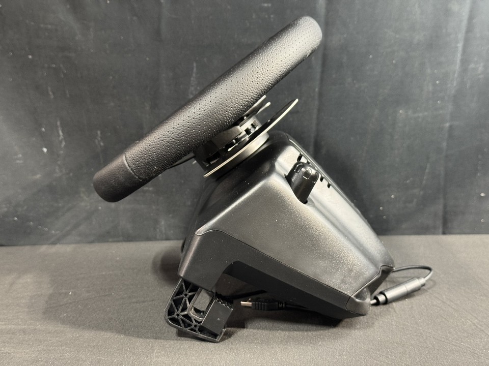 Logitech G920 Driving Force Racing Wheel + Pedals For Xbox One Used ...