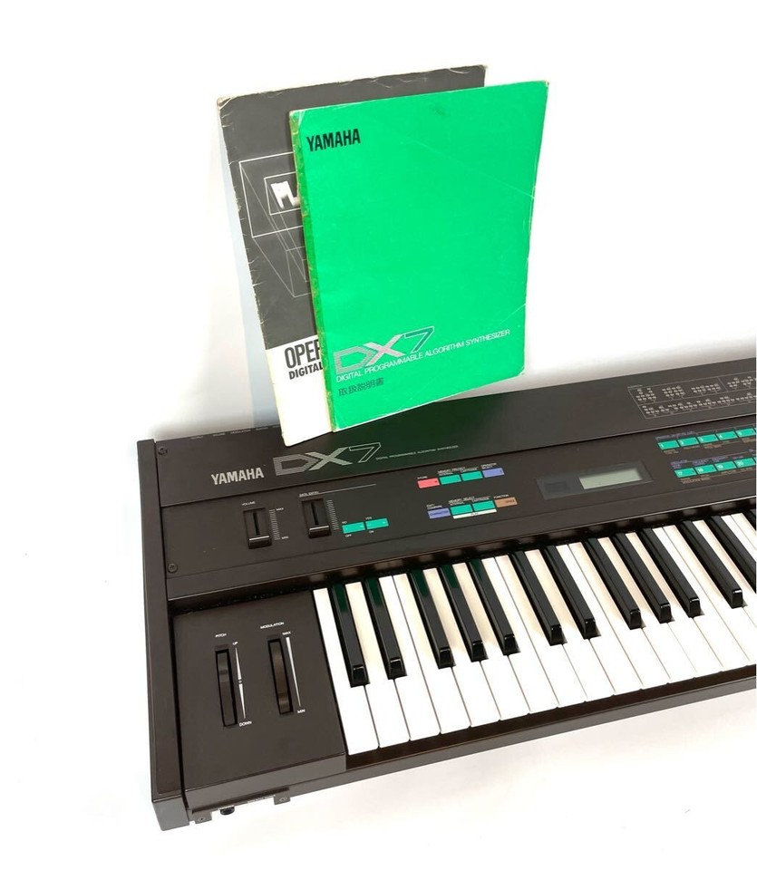 YAMAHA DX7 DX-7 61-Key Digital Synthesizer Keyboard FM Synthesis Japan ...