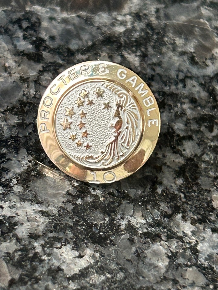 10K YELLOW WHITE GOLD PIN PROCTOR & GAMBLE 10 YEAR SERVICE M 2.65g MOON ...