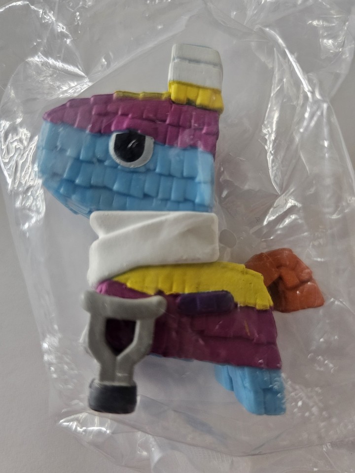 Funko Paka Paka Pain Party Piñatas Hobbles Super Common 1/9 Sealed In ...