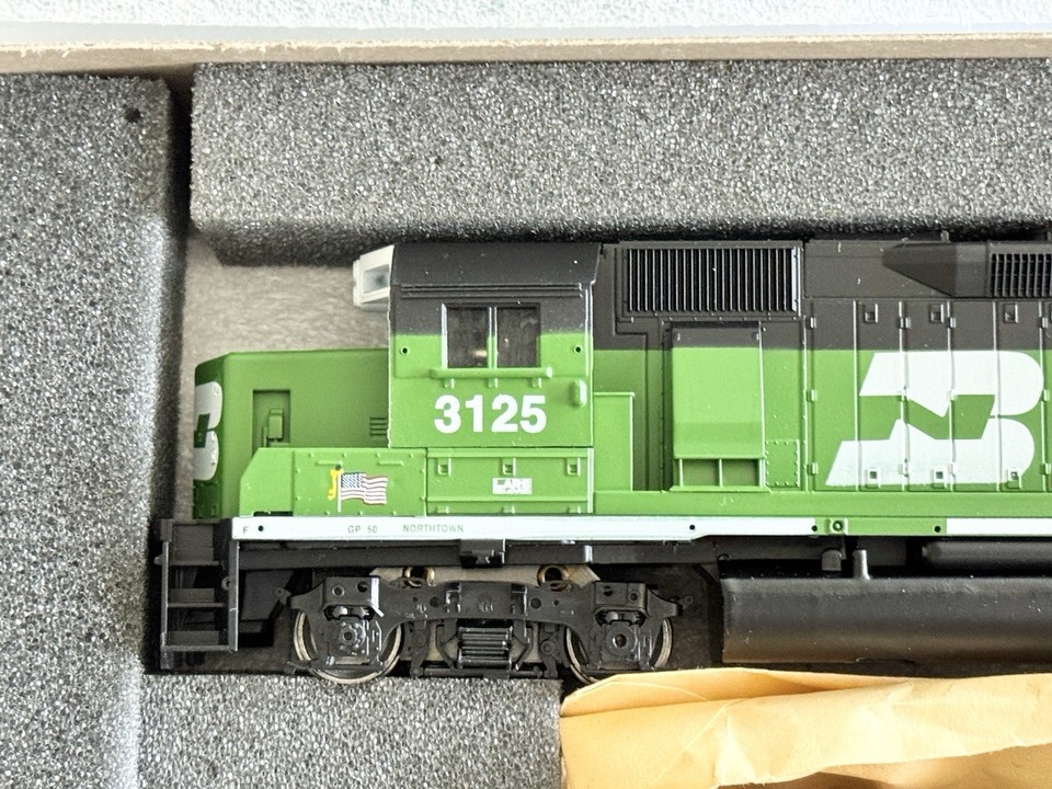 Athearn Blue Box HO GP50 Phase II Power Burlington Northern BN #3125 - Item 4585 | eBay