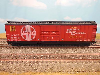 HO SCALE ATHEARN SANTA FE 520977 50' OUSIDE-BRACED BOX CAR RTR O/B | eBay