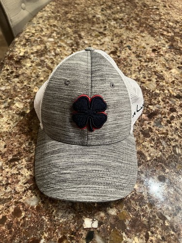 Black Clover Mesh Flex Fit Memory Hat S/Med Gray 4 Leaf Live Lucky Golf ...
