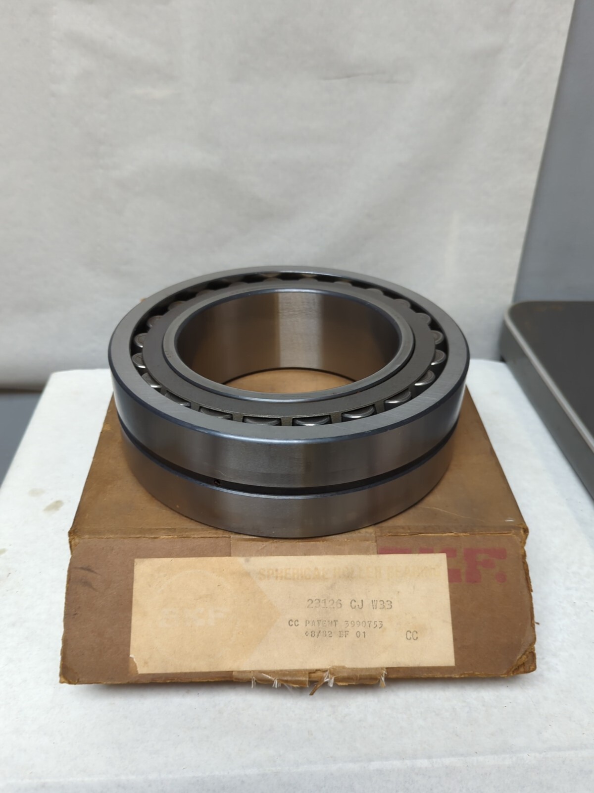 SKF,23126 CJ W33,SPHERICAL ROLLER BEARING NOS | eBay