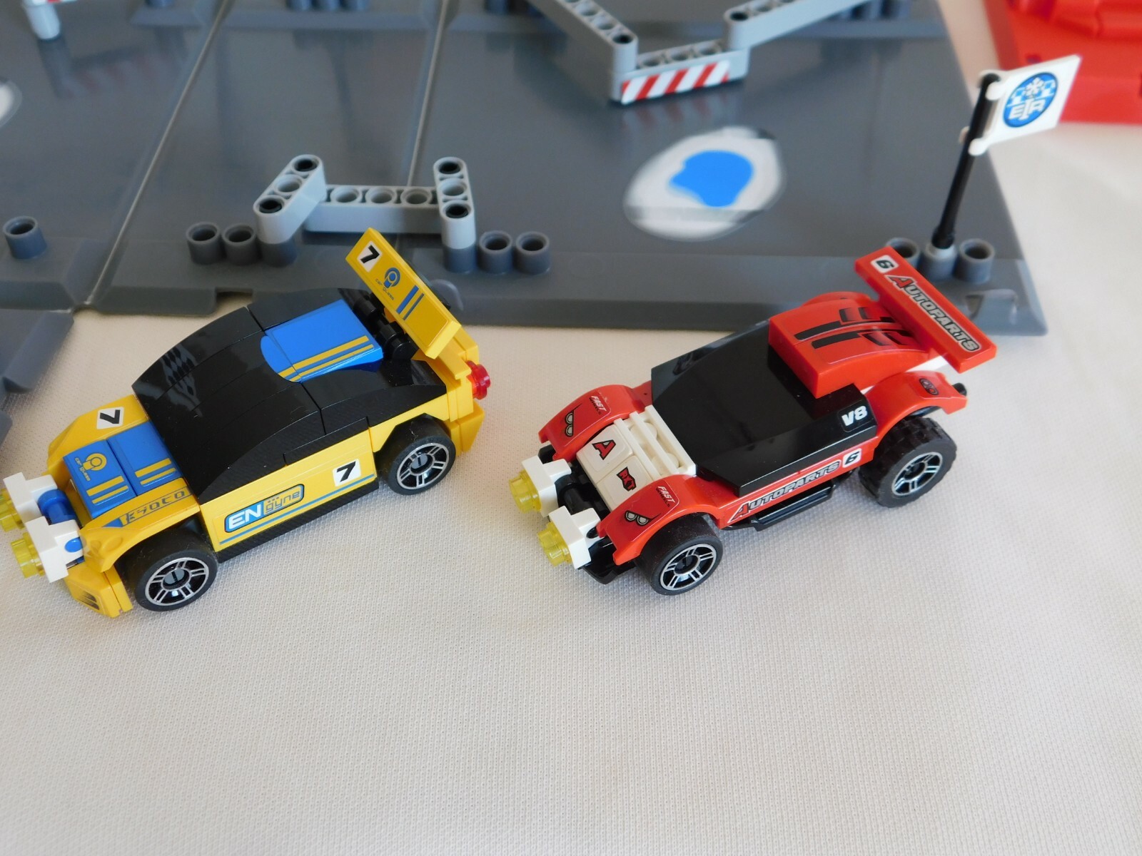 Lego Racers 8124 Ice Rally with Fold Out Garage / Box | eBay