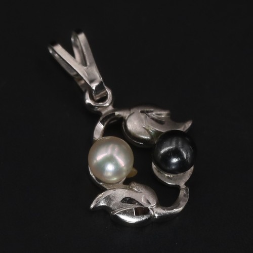 Sterling Silver - MA MARVEL Freshwater Pearl Leaf Vine Necklace Pendant ...