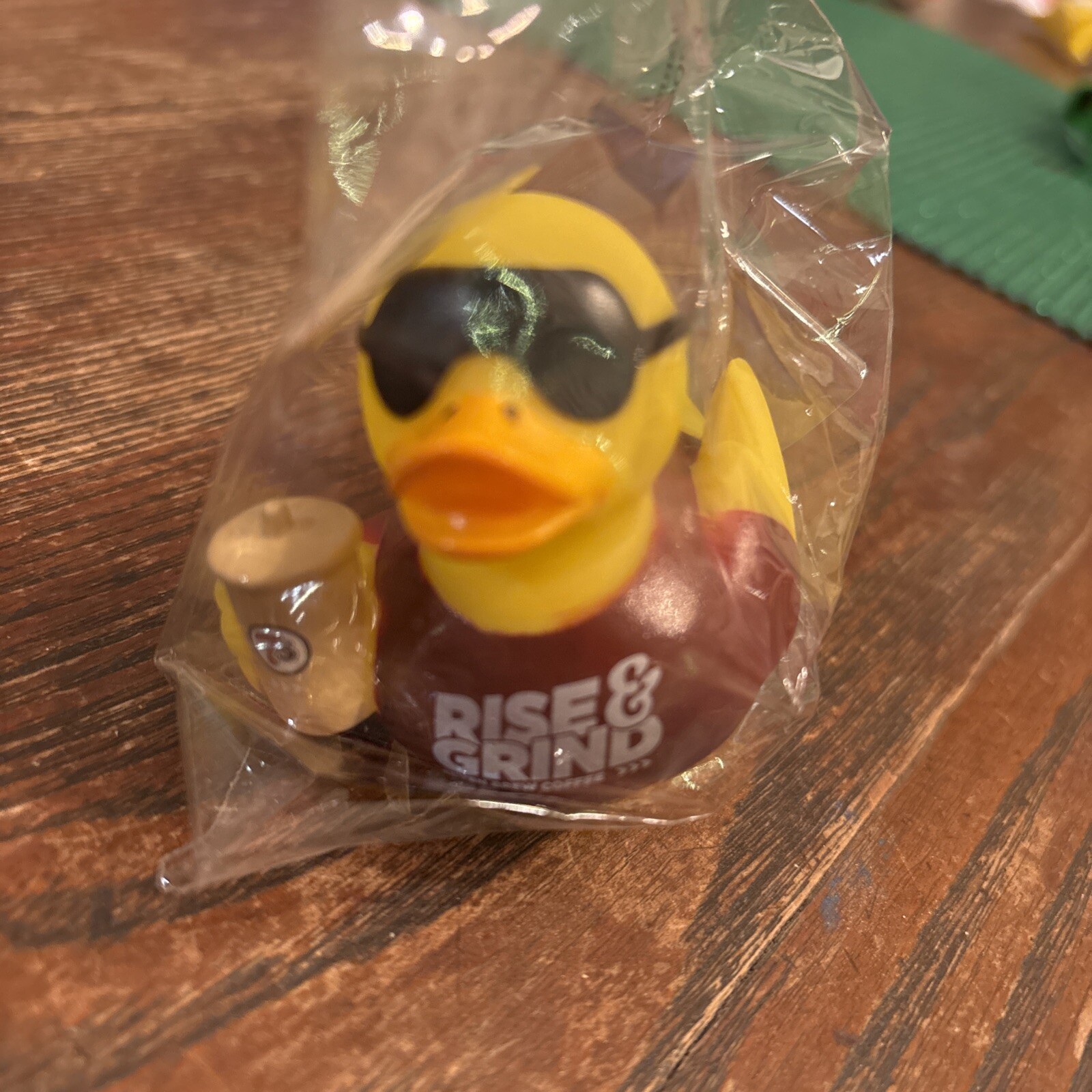 7 Brew Duck Limited Edition Coffee Jeep Sunglasses Maroon 7brew RISE ...