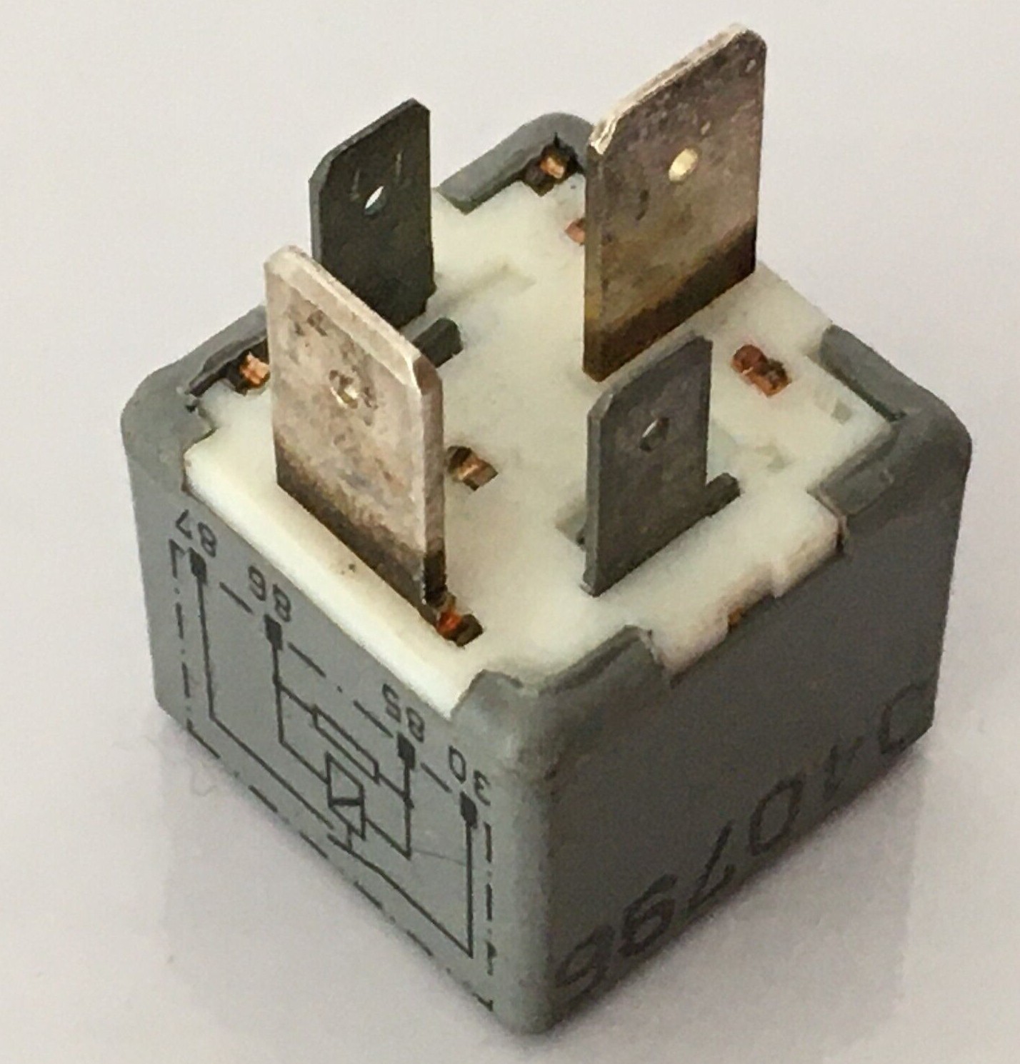 Genuine VW AG Relay 370 - 899312000 VW AUDI SKODA SEAT 899312000 | eBay