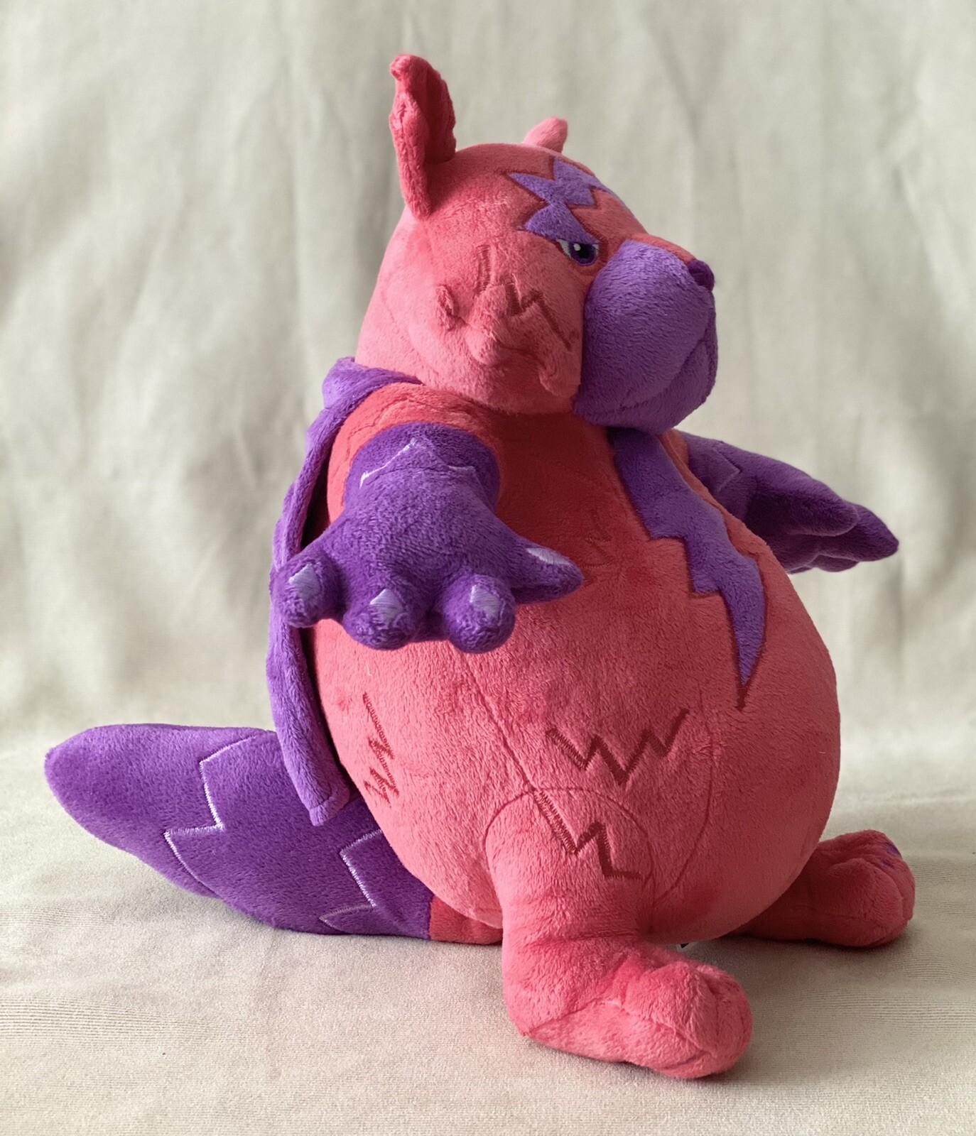 Strife Moxie Plush Ligthning Cat 14” S2 Games Premier 2nd Generation ...