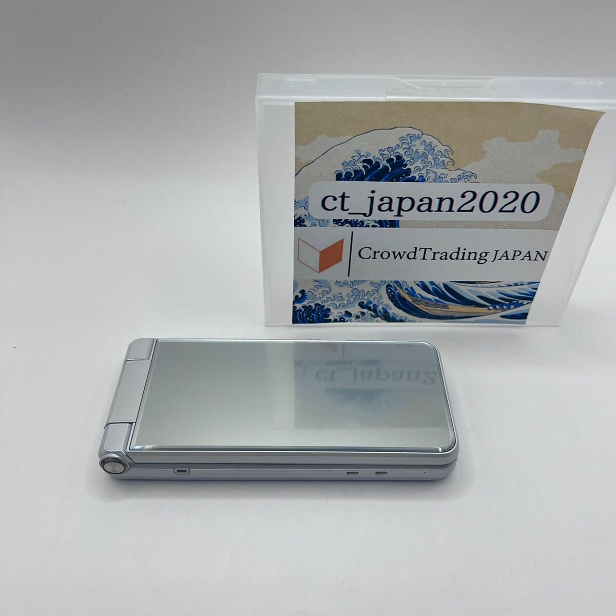 Sharp AQUOS Keitai 2 601SH White Android Flip Phone Sim Sharp AQUOS Keitai 2 601SH White Android Flip Phone Sim