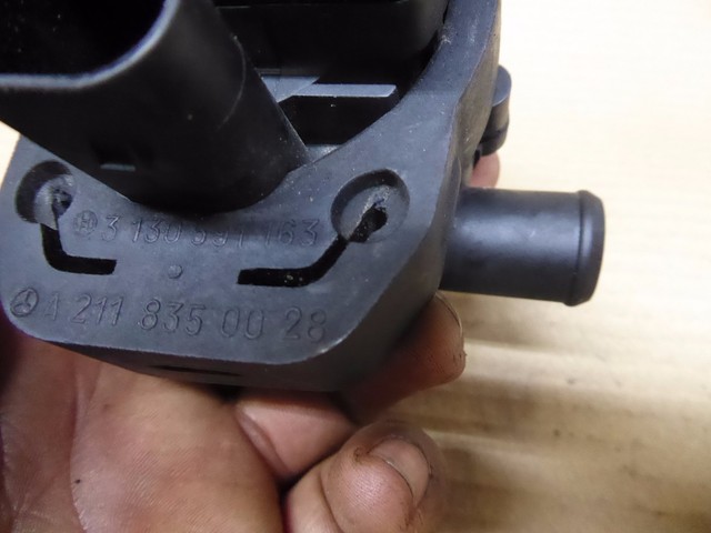 MERCEDES 0004703993 X164 Emission Valve Control Purge OEM Gl450 GL Ml R ...