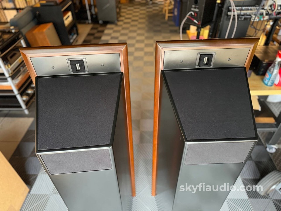 Infinity IRS Sigma Speakers - Amazing Condition