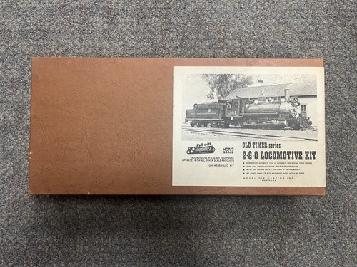 + Roundhouse HON3 Undecorated 2-8-0 Steam Locomotive Kit Outside Frame ...