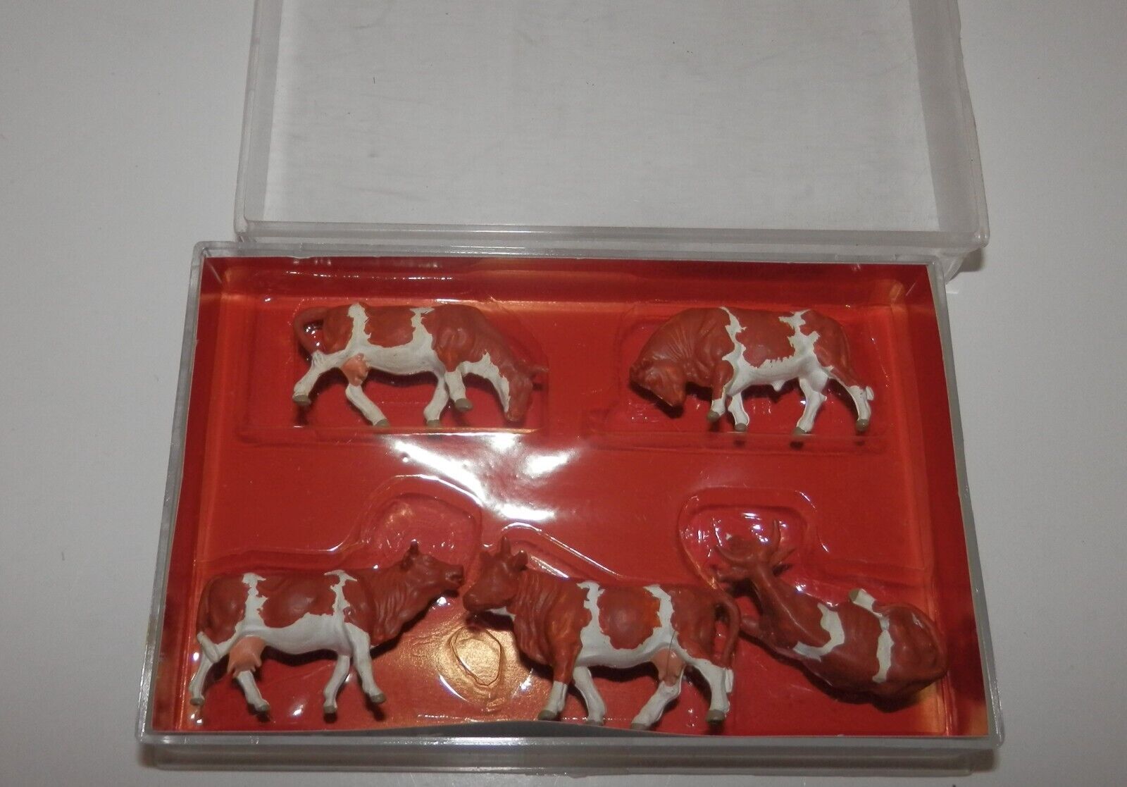 Preiser HO Scale Cows #04155 (9731009) | eBay