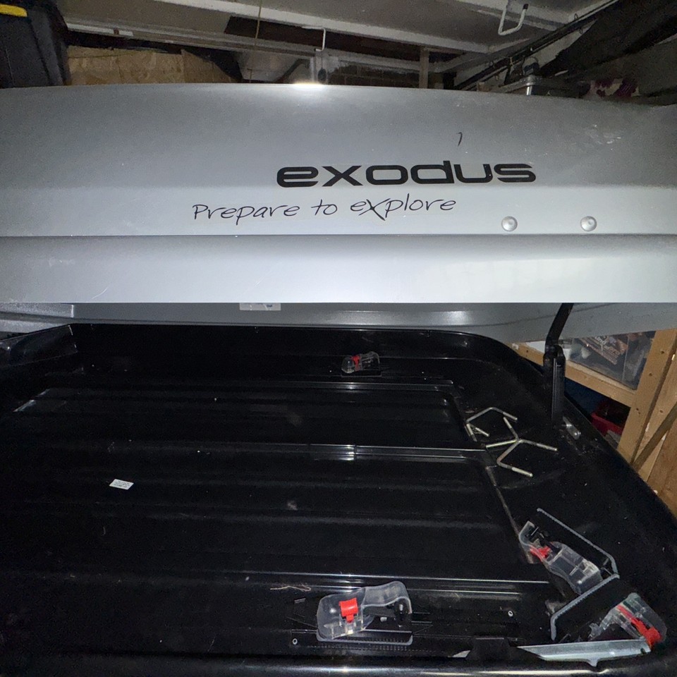 Halfords Exodus 470 Roof Box – Good Condition – Collection Only | eBay UK