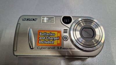 Appareil photo numérique Sony Cyber Shot DSC-P92 5,0 MP zoom optique 3X ...