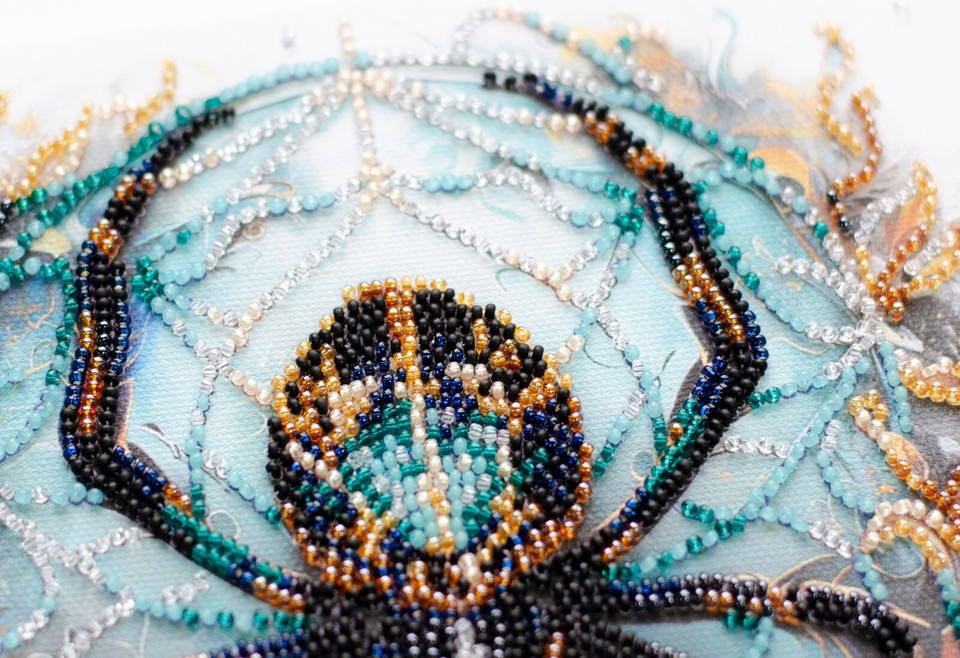 Spider Crystal Web Bead Embroidery Kit – DIY Beaded Home Decor Wall Art ...