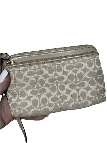 Coach Wristlet Signature Wallet, Beige, preowned Double Zip EUC | eBay