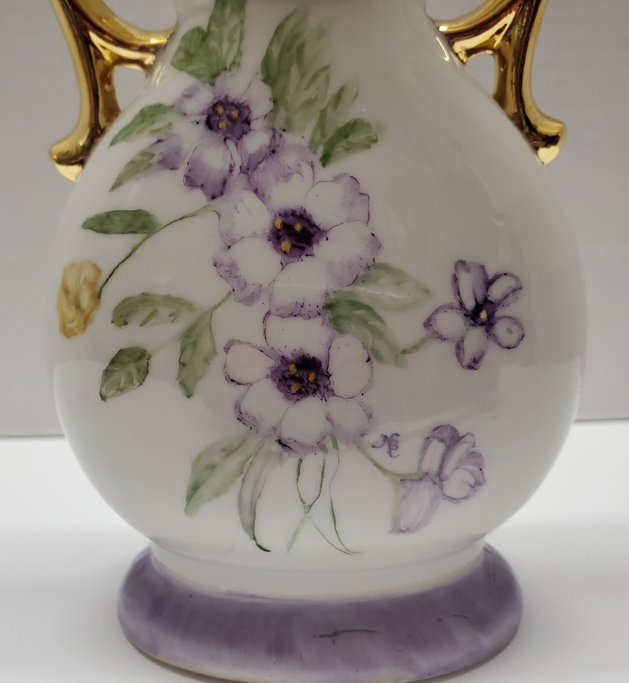 Trophy Vase Porcelain W Handpainted Floral Designs Vintage Gold Edge ...