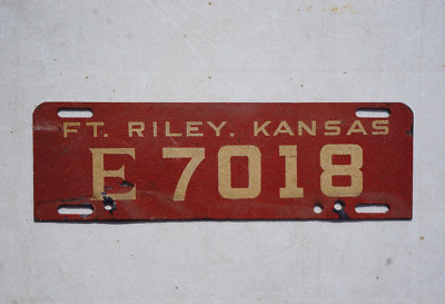 Vintage FORT RILEY Army Military Kansas License Plate Red Topper | eBay