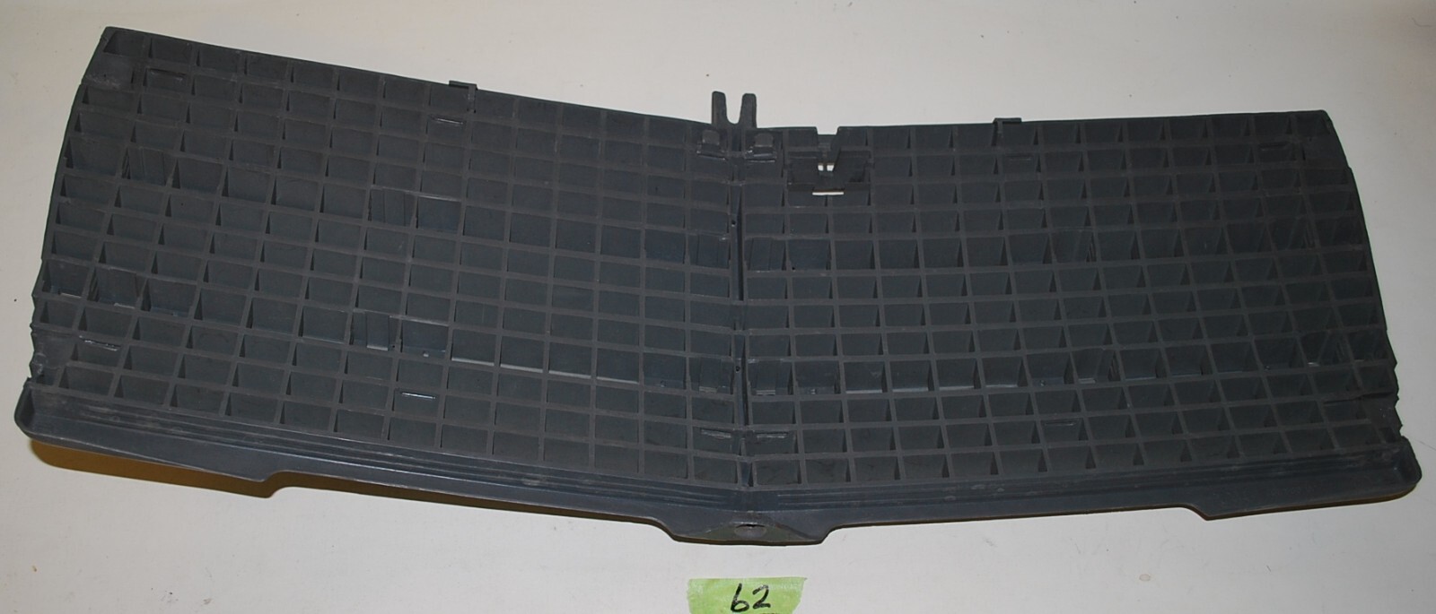 MERCEDES Grille Insert - Front Center 2018880223 190d 190e for sale ...