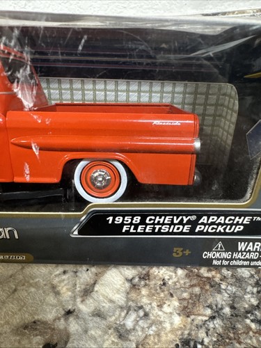 1958 CHEVROLET APACHE FLEETSIDE PICKUP RED 1/24 DIECAST MODEL BY ...