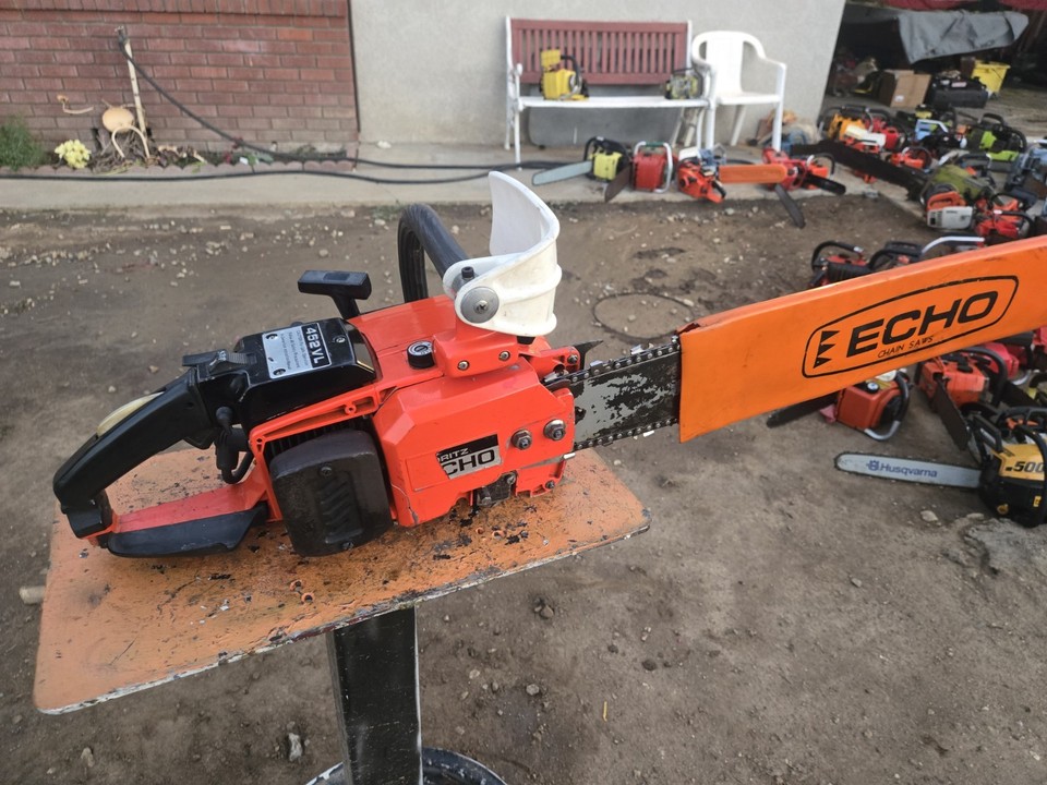 VINTAGE ECHO CS 452 VL GAS CHAINSAW OEM Saw in COLLECTIBLE CONDITION ...
