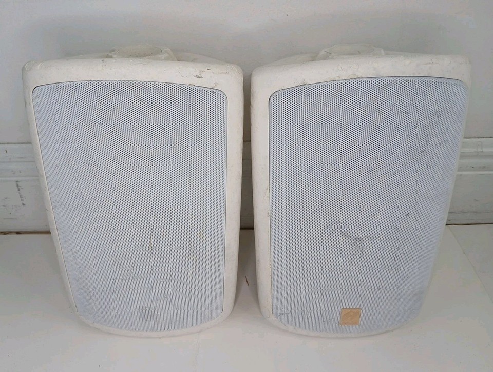 Pair Niles OS-6.3 White Indoor/Outdoor Speakers *READ DISCRIPTION ...