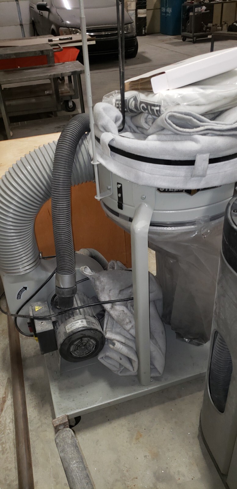 DELTA, DUST COLLECTOR, MODEL 50-720, 1HP, SINGLE PHASE, EXTRA BAGS ...