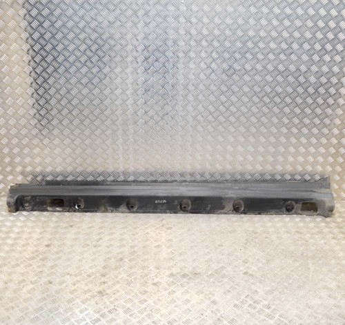 LR RR L322 4.4 Couvercle de jupe latérale en plastique gauche 7000301LH ...