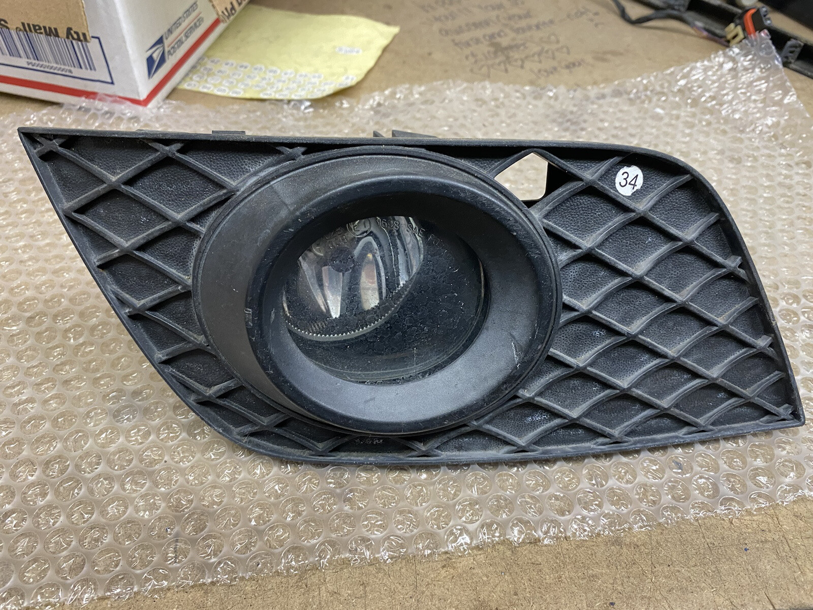 Genuine Mercedes ML W164 08-11 Front Bumper Fog Light Grill Right ...