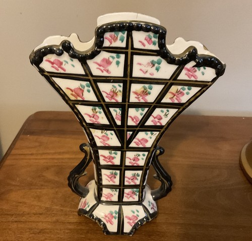 Vintage Hand Painted V Shaped Vase Made In Japan | eBay