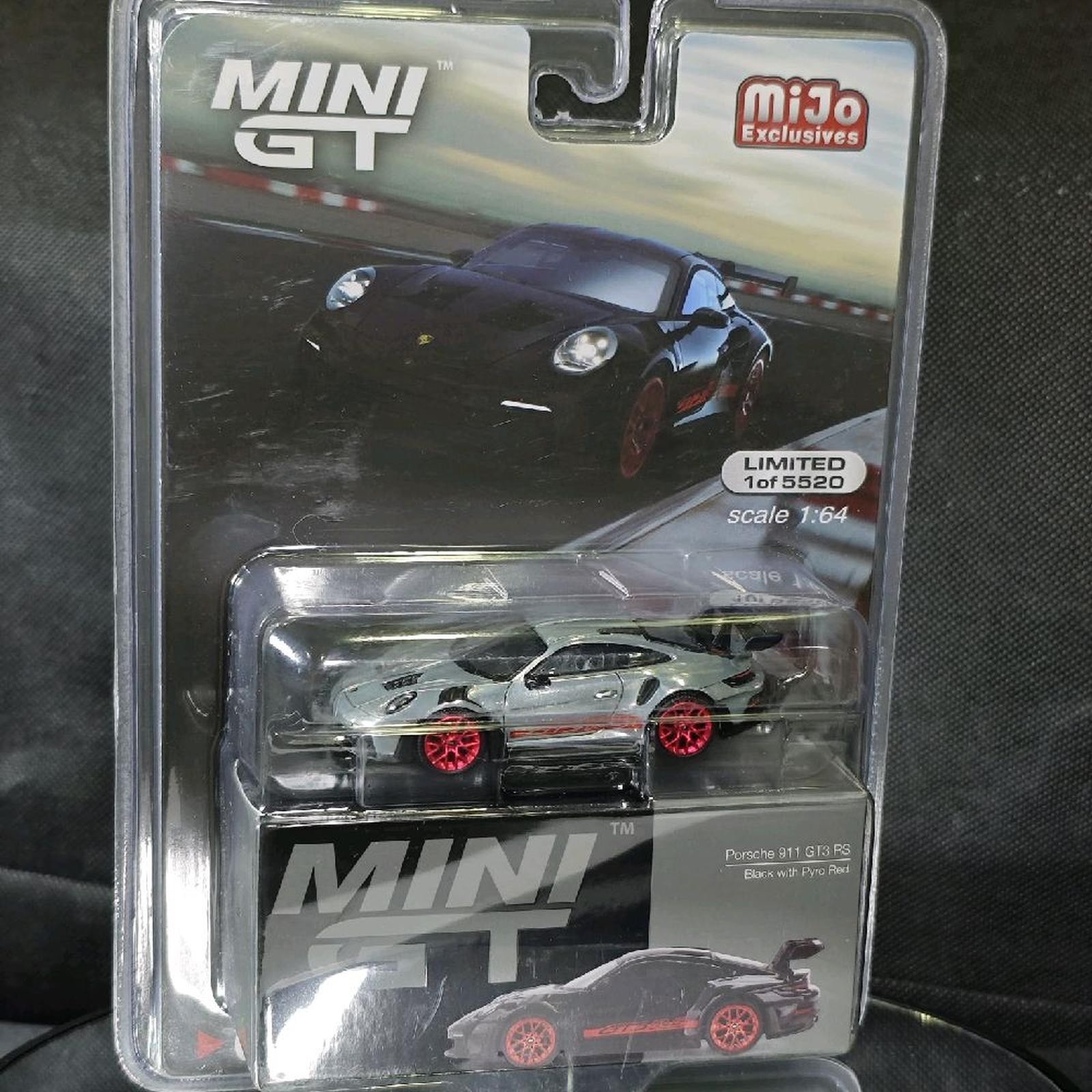 CHASE - Mini GT #681 - Porsche 911 (992) GT3 RS Black with Pyro Red ~ 1 ...