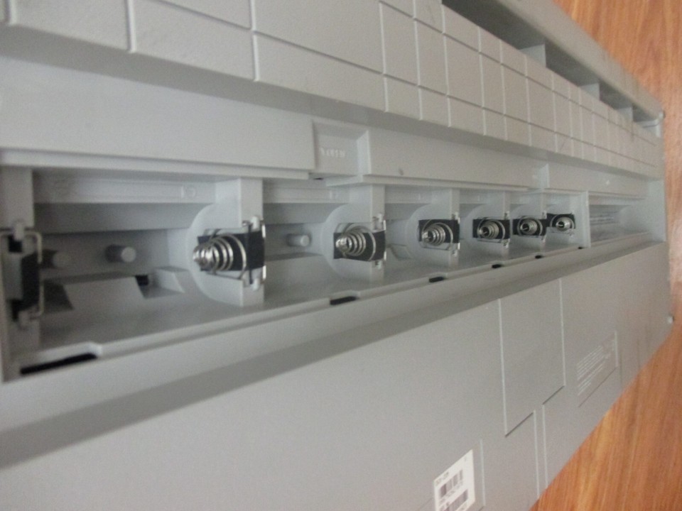 Yamaha DGX- 205 Portable Grand Piano Keyboard 76 Keys +PowerAdaptor ...