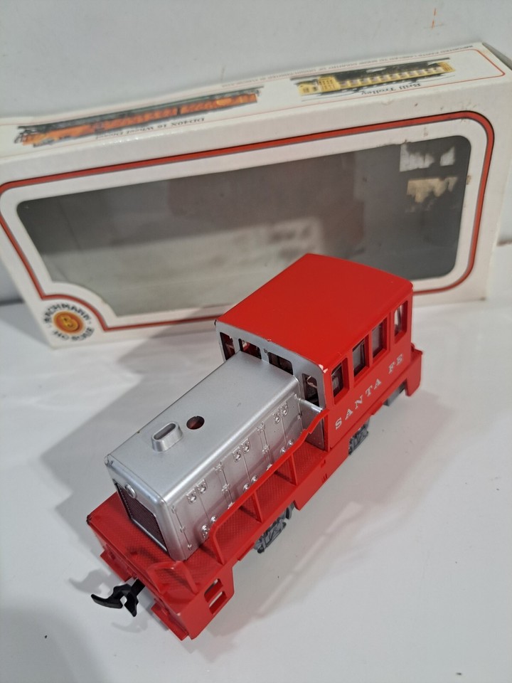 Bachmann Train HO Gauge Model Railroad Santa Fe Switcher Diesel ...