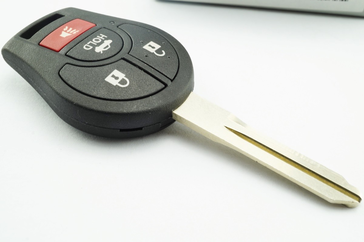 GENUINE NISSAN NAVARA KEY BLANK MASTER H0561-3AA0A | eBay