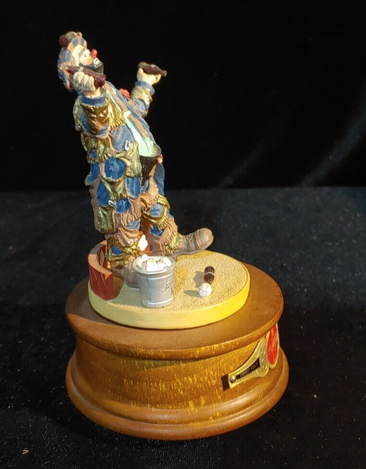 Emmett Kelly Jr Hobo Clown Coca Cola Music Box Figurine Holding a Coke ...