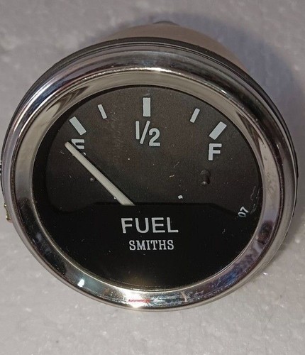 Smiths 52 mm fuel gauge black chrome | eBay